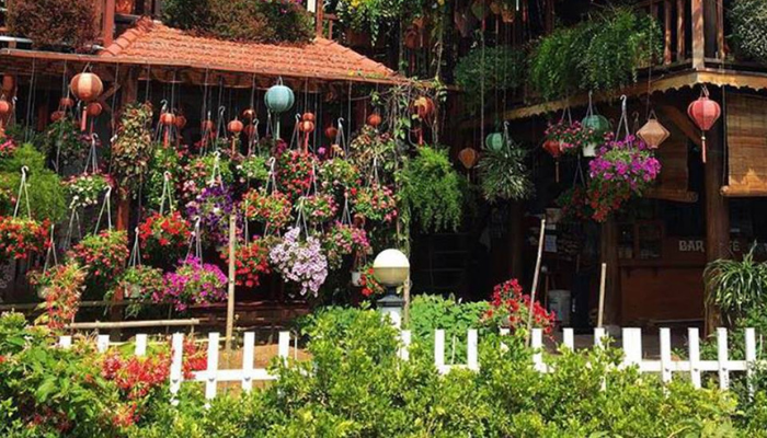 5+ Quán cafe hoa có không gian cực chill và lãng mạn ở Sài Gòn